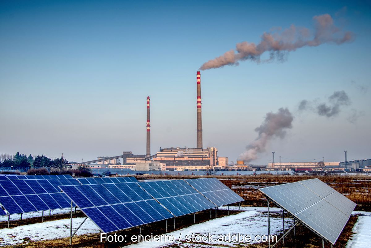 Envia Therm nimmt Solarpark auf Konversionsfläche in Betrieb - Solarserver