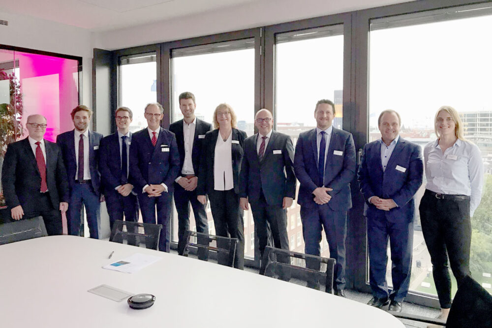 3 Finanzierungsverträge für je eine Photovoltaik-Großanlage - Solarserver