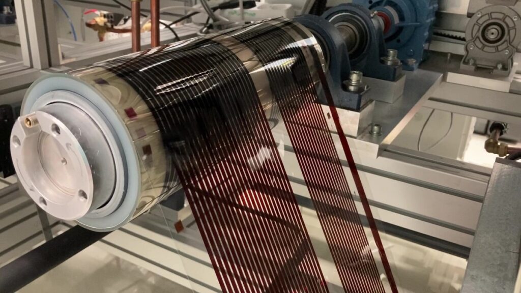 Neue Solarzellen für gebäudeintegrierte Photovoltaik vom Fraunhofer FEP ...