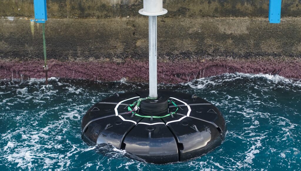 Stromerzeugung aus Wellenkraft - Solarserver