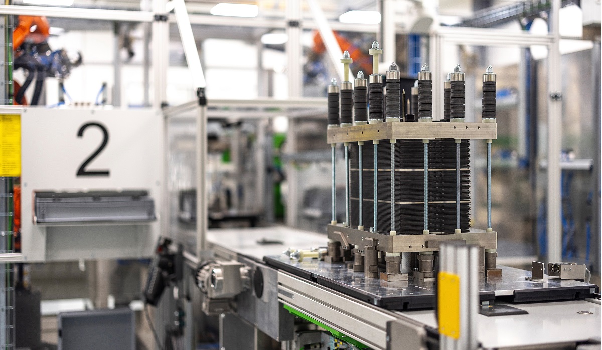 Quest One startet neue Produktion von Elektrolyse-Stacks - Solarserver