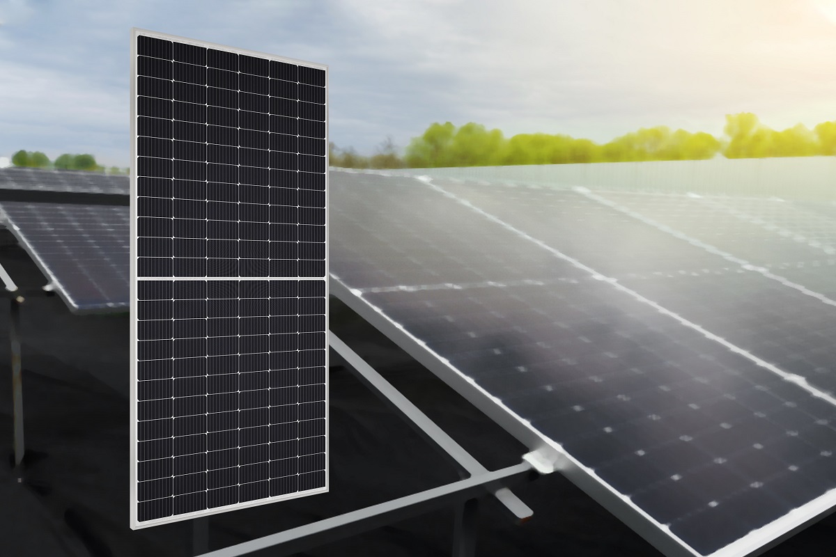 Sharp: Neues 445-W-Halbzellen-Photovoltaik-Modul für Großanlagen ...