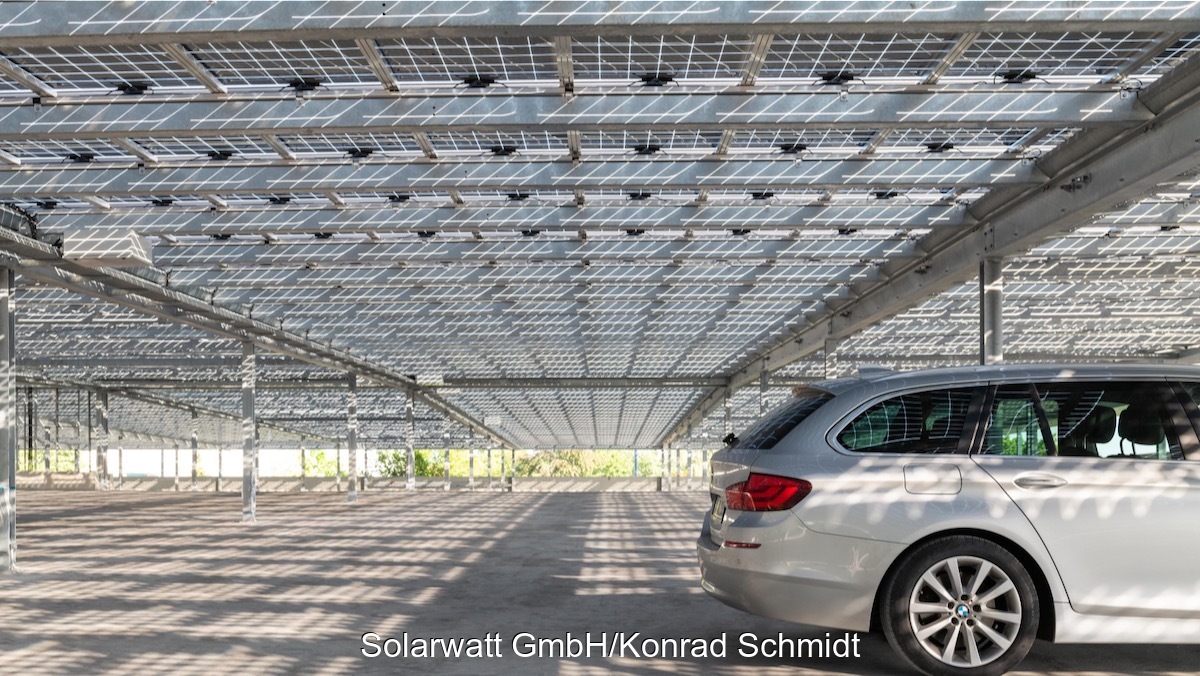 Neues Modul für PV-Parkplatz-Überdachung von Solarwatt - Solarserver