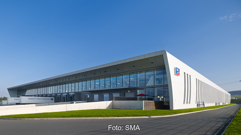 SMA tauscht Finanzvorstand aus: Barbara Gregor übernimmt - Solarserver